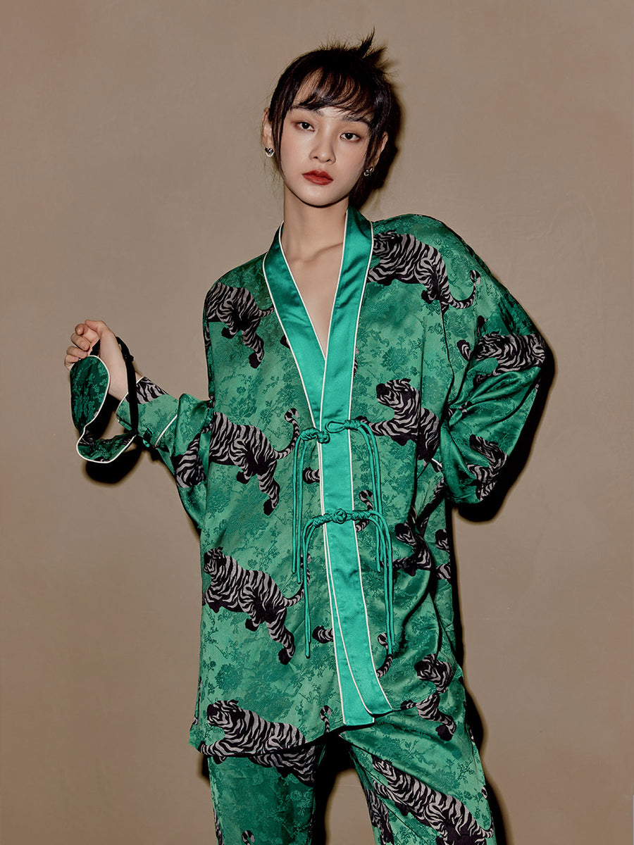 MUKZIN Crouching Dragon and Hidden Tiger Neo Chinese Pajama Shirts