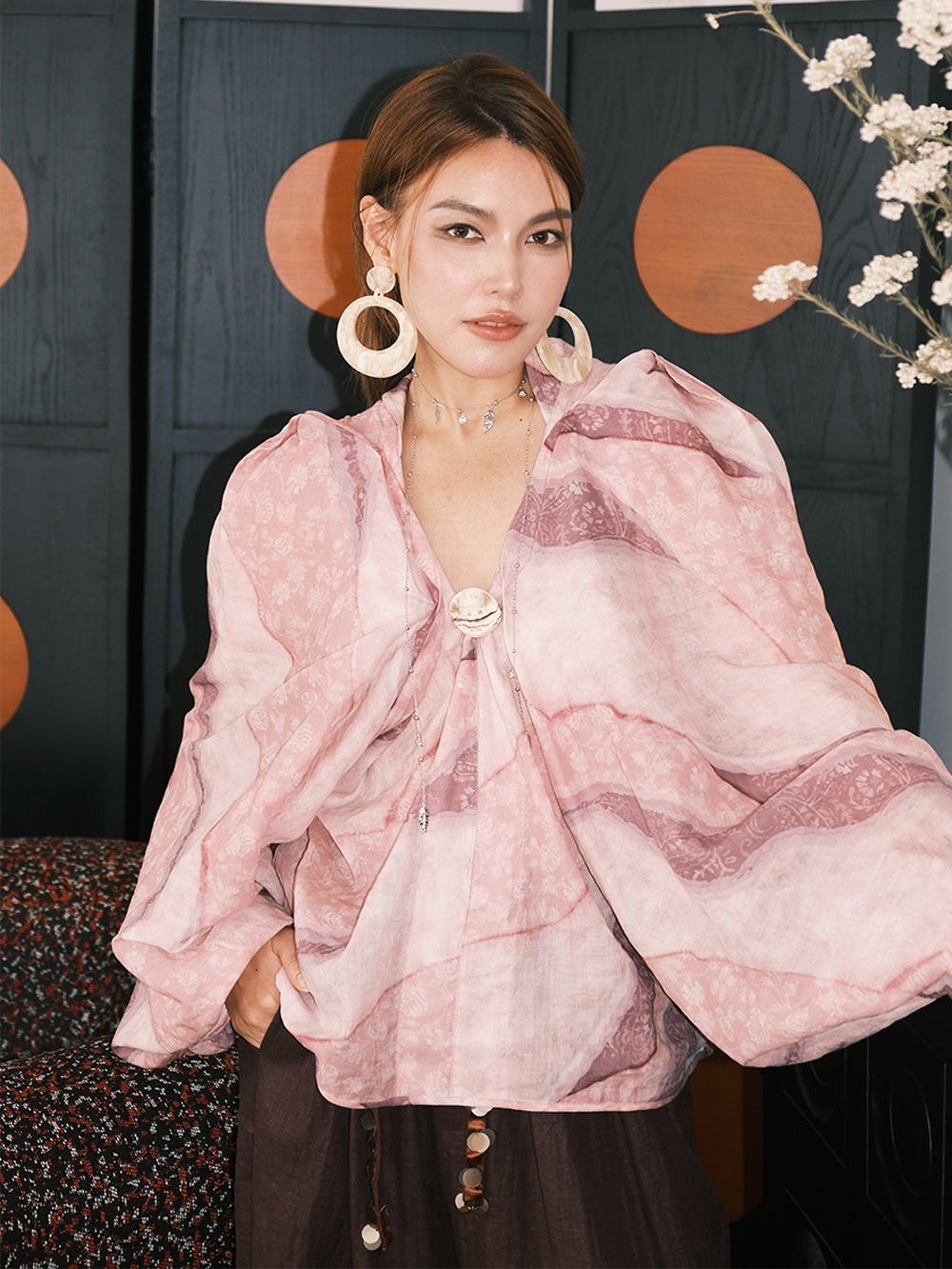 MUKZIN“Capsule Collection”Pink-toned Ombre Lantern Sleeve Blouse